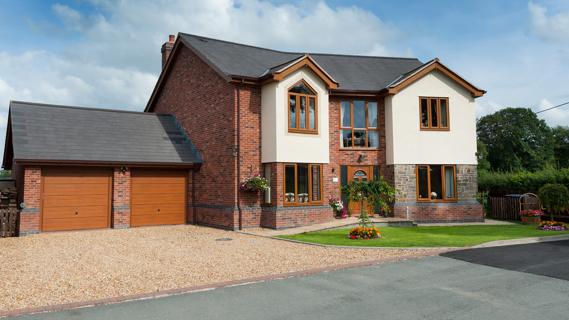 Oak UPVC Windows | Golden Oak Woodgrain Windows from Joedan Windows & Doors